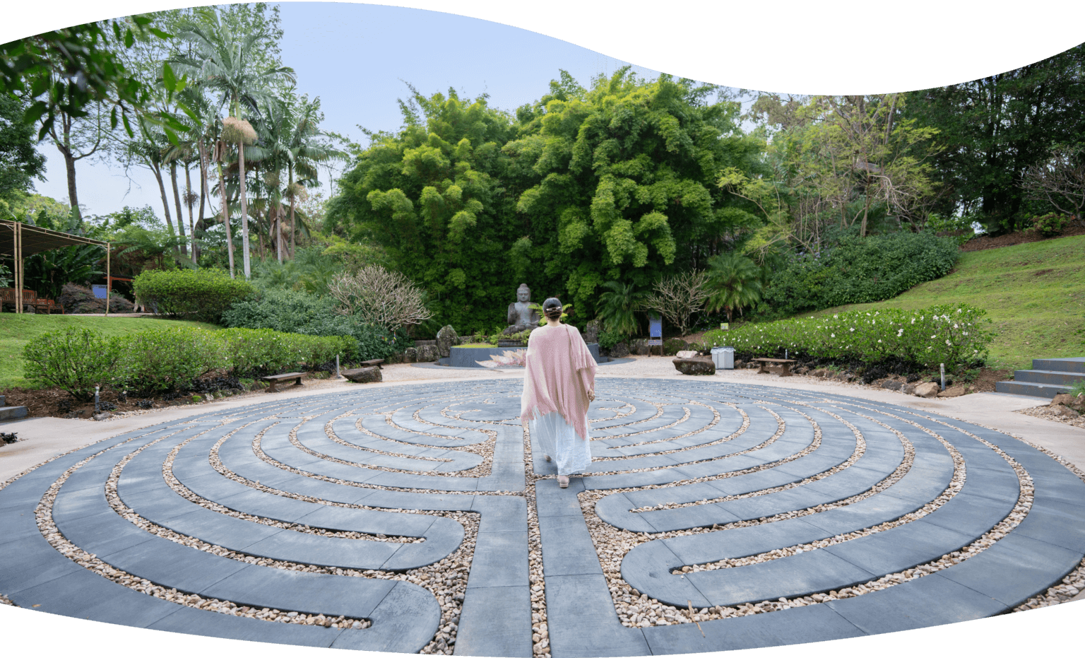 Crystal Castle Byron Bay | Giant Crystals, Gardens & Attractions